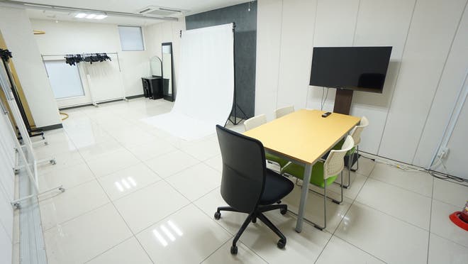 <天六撮影スタジオRe:>OPEN SALE中🎊天神橋筋六丁目駅徒歩2分🚃光回線Wi-Fi🛜更衣室👗撮影/ポートレートの写真1