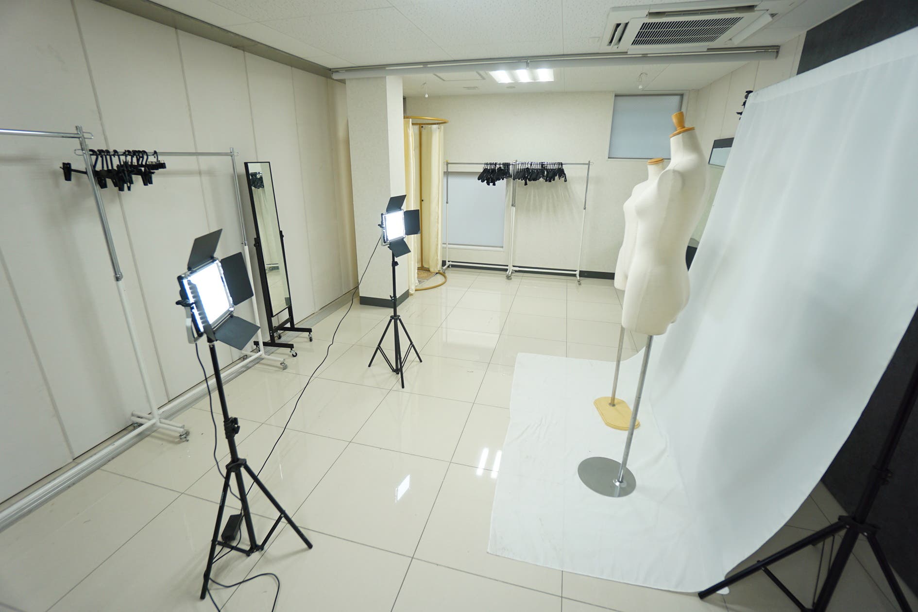 ＜天六撮影スタジオRe:＞OPEN SALE中🎊天神橋筋六丁目駅徒歩2分🚃光回線Wi-Fi🛜更衣室👗撮影/ポートレートの写真8