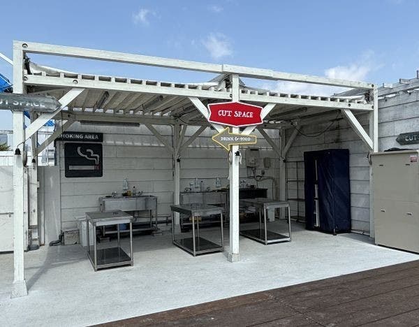 シャンデリアゾーン１ブロック利用（〜９名まで）の写真6