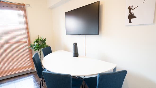 🍤名駅5分🌈24時間利用可能名古屋初の半円机会議室👉web面接面談会議セミナー・ヘアメイク撮影・打合せ・完全個室✨備品無料の写真8