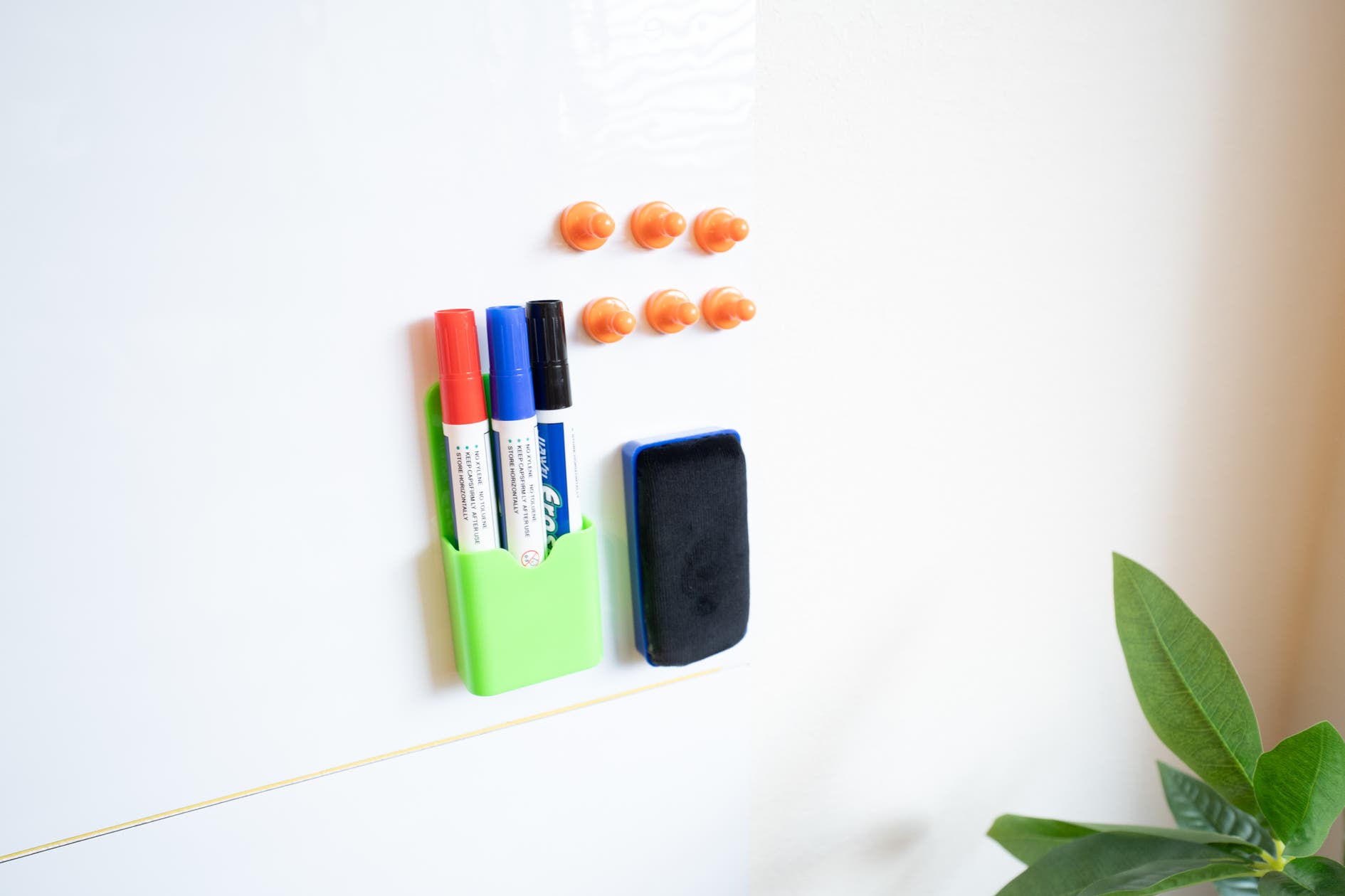 🍤名駅５分🌈２４時間利用可能名古屋初の半円机会議室👉web面接面談会議セミナー・ヘアメイク撮影・打合せ・完全個室✨備品無料の写真14