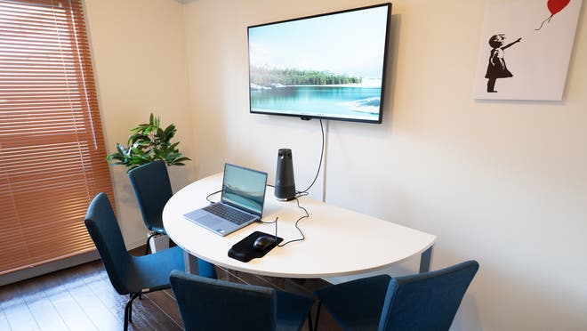 🍤名駅5分🌈24時間利用可能名古屋初の半円机会議室👉web面接面談会議セミナー・ヘアメイク撮影・打合せ・完全個室✨備品無料の写真7