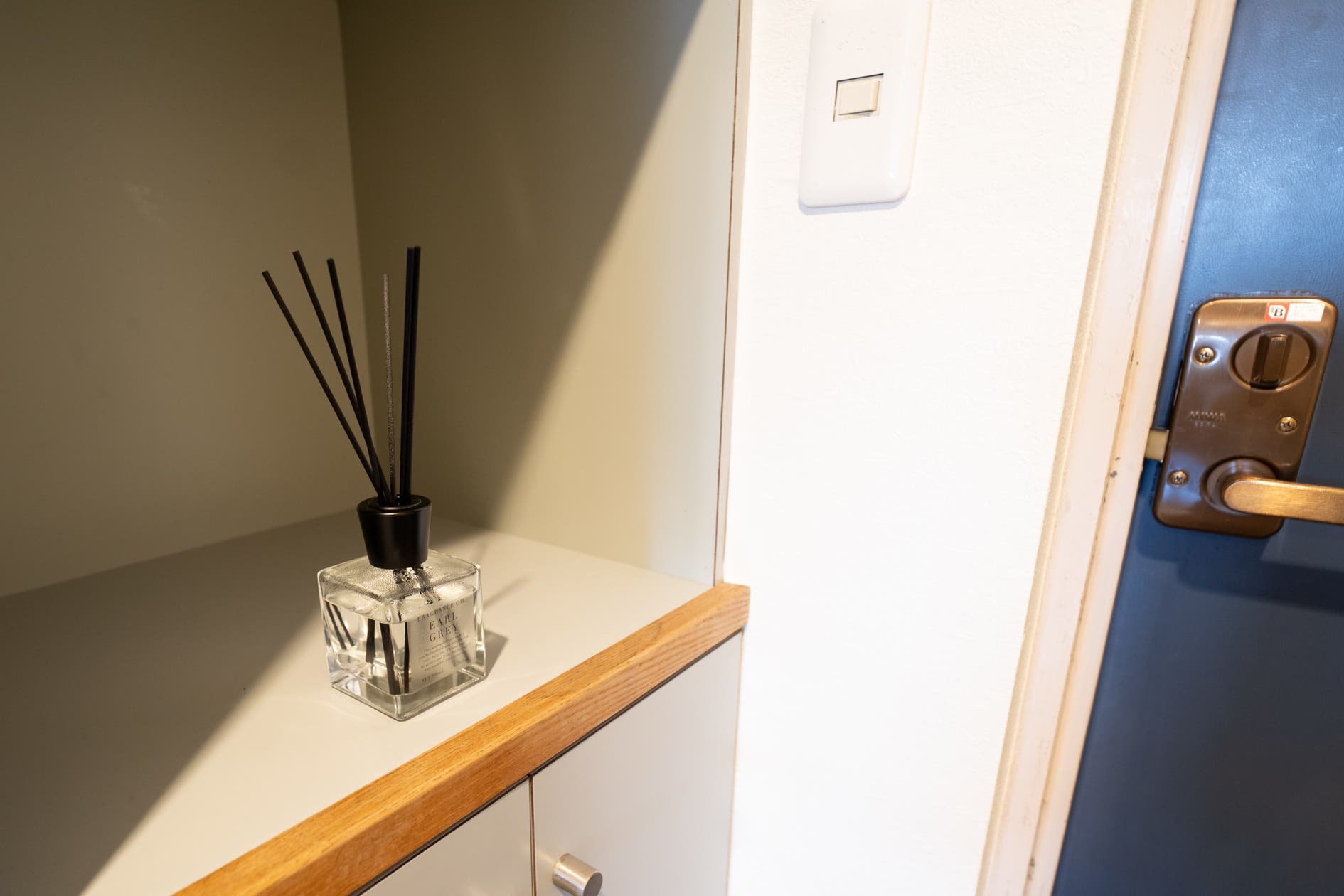 🍤名駅５分🌈２４時間利用可能名古屋初の半円机会議室👉web面接面談会議セミナー・ヘアメイク撮影・打合せ・完全個室✨備品無料の写真20