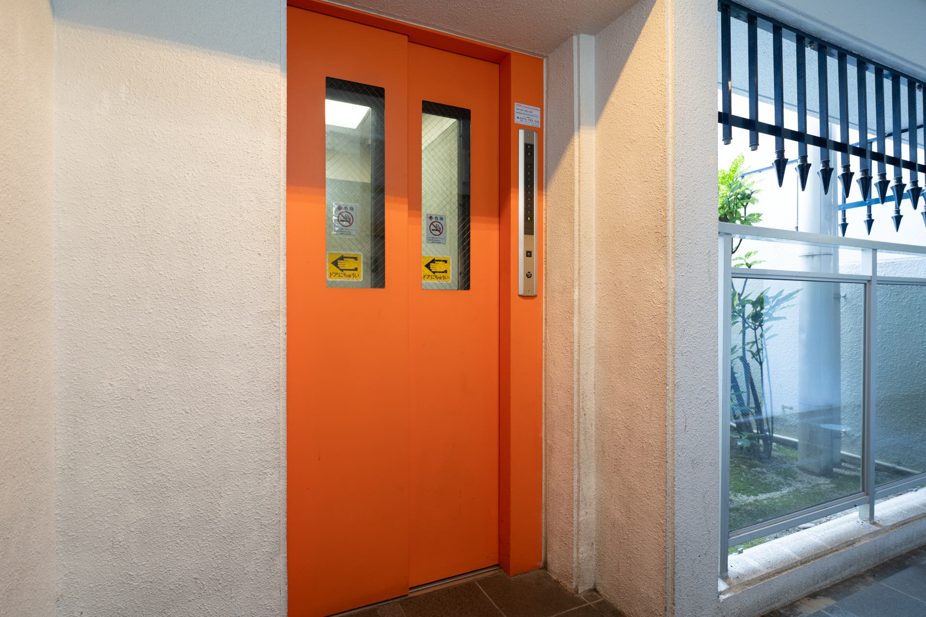 🍤名駅５分🌈２４時間利用可能名古屋初の半円机会議室👉web面接面談会議セミナー・ヘアメイク撮影・打合せ・完全個室✨備品無料の写真22