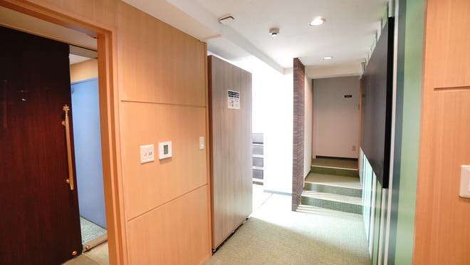 <Aivicワークブース西新宿No.4>西新宿駅徒歩3分🚃1人用完全個室🚪光回線Wi-Fi📶モニター🖥電源🔌テレワーク/面接の写真6