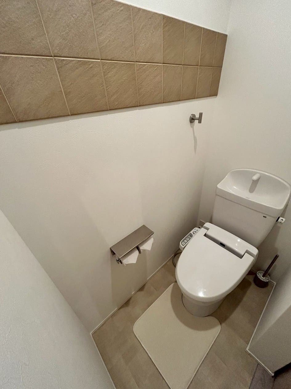 【格安】リノベ一軒家まるごと貸切！広々リビング/キッチン/シャワールーム/Netflix/駐車場の写真11