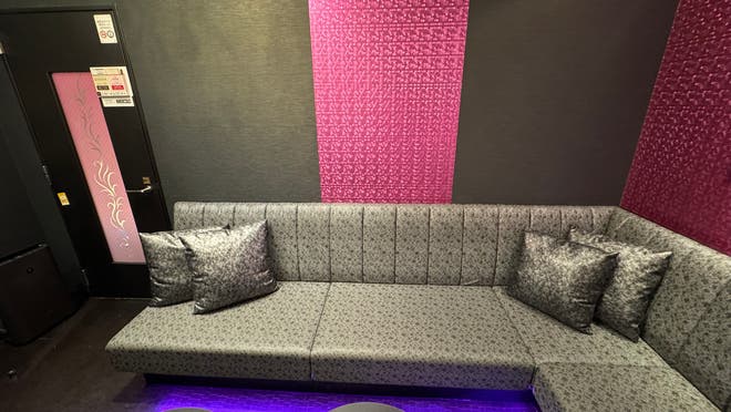 学割👨🎓横浜駅徒歩5分🚶クリスマス🎄おしゃれデート❤プロジェクター鑑賞🎞️カラオケ🎤ボードゲーム🎲パセラ_54の写真4