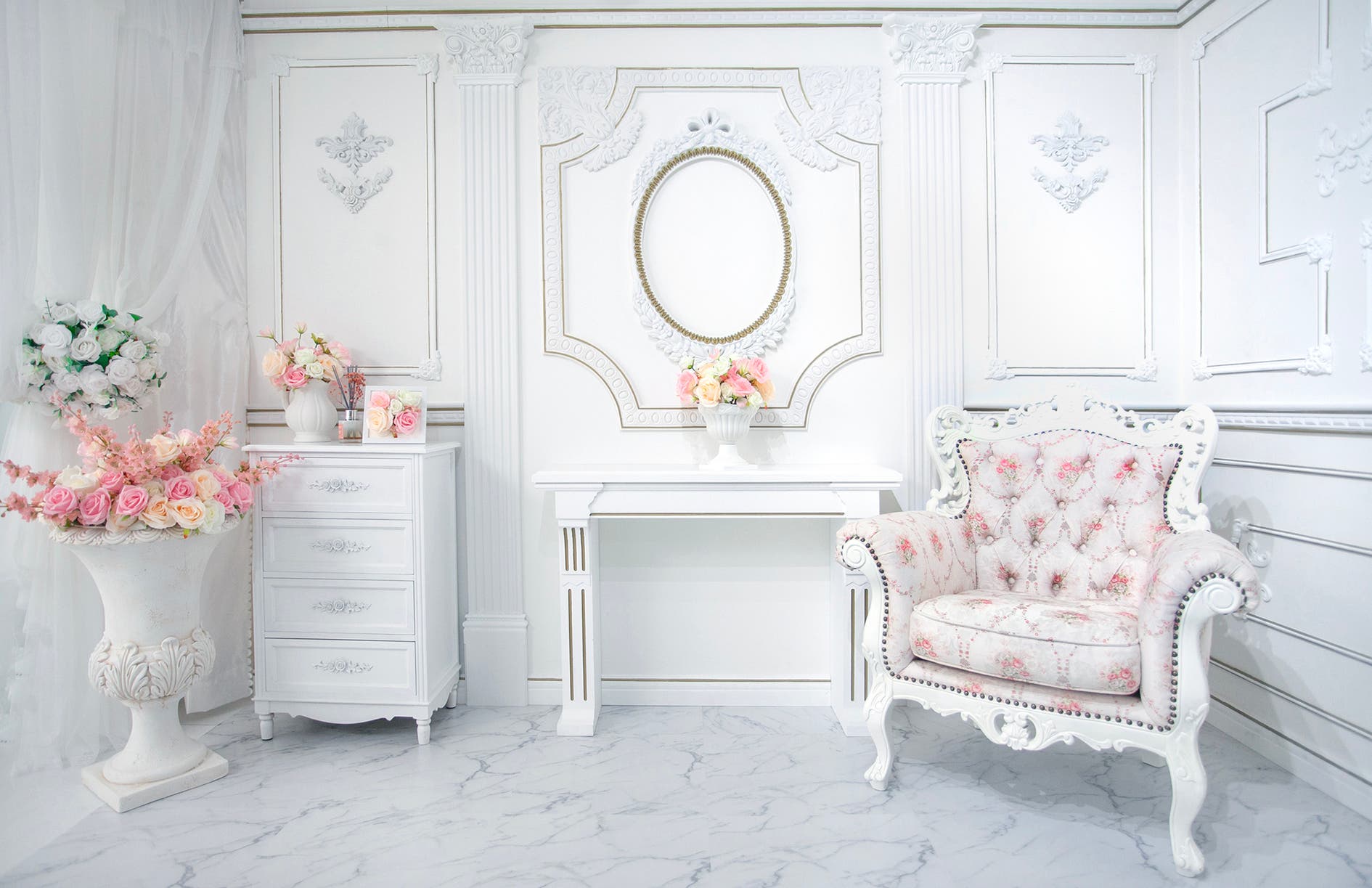 🌸NEW！🌸新大久保・新宿で最大級の撮影スタジオ！多彩な7エリア！自然光/白の世界2種/超大型漆喰壁/満月/花の空間/バルコニーの写真2