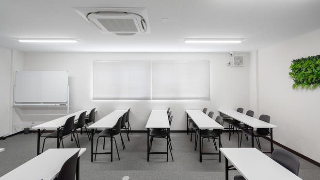 🥳【新大阪駅徒歩3分】最大25名/大画面モニタ/マイク2本無料設備充実!貸し会議室・研修セミナー・ボドゲに最適!の写真5