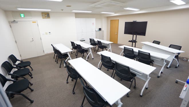<NAVASE Meeting バスセンター前>完全個室✨光回線Wi-Fi📶大型モニター📺会議/セミナー/ワークショップの写真4