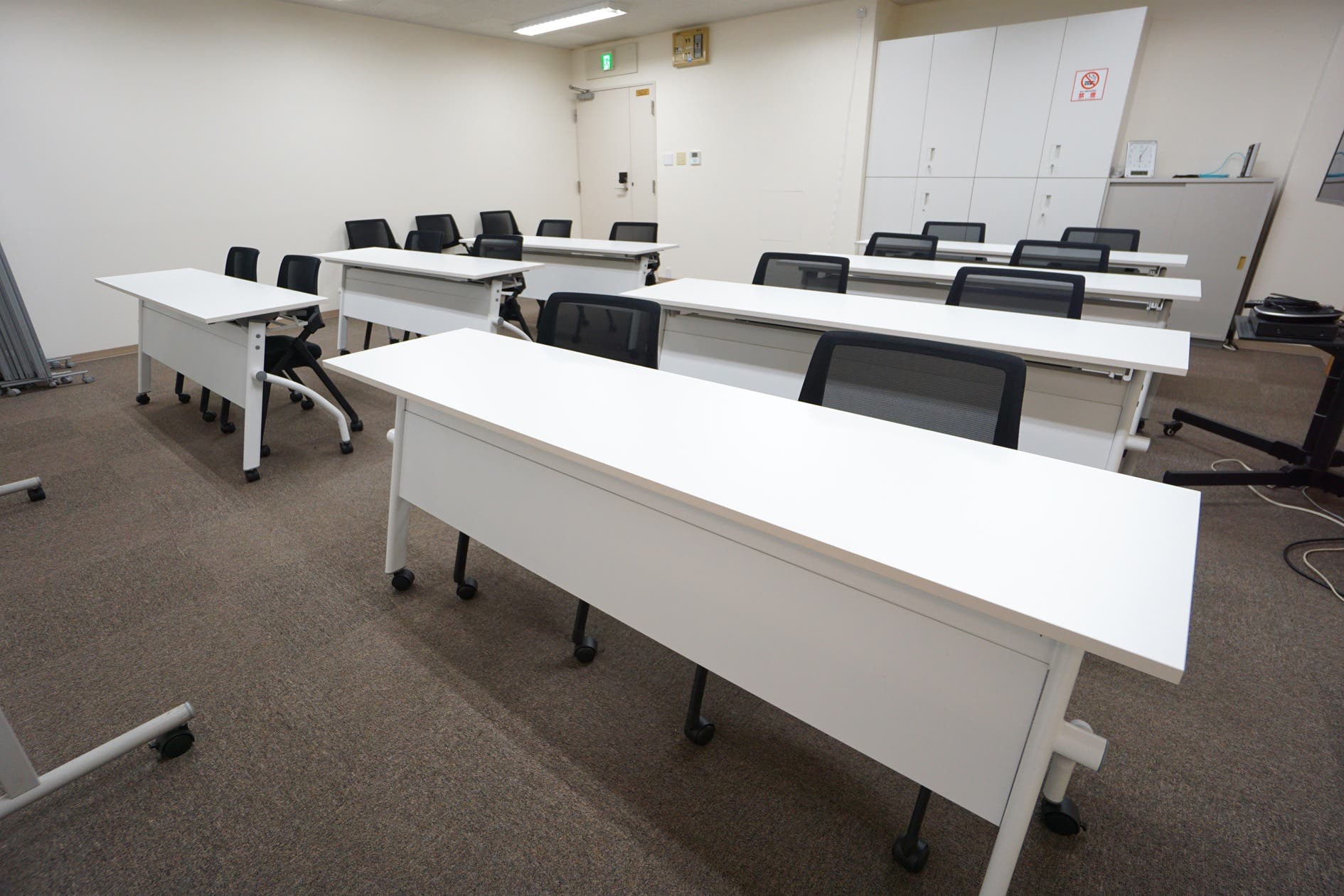 ＜NAVASE Meeting バスセンター前＞完全個室✨光回線Wi-Fi📶大型モニター📺会議/セミナー/ワークショップの写真11