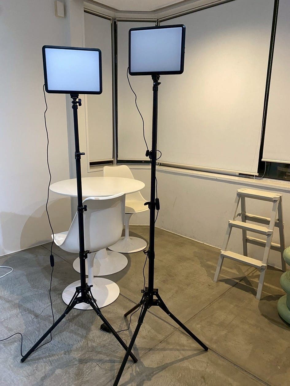 【レンタルスペース・スタジオ 】京堀町/大阪・本町・靭公園付近 白基調のフォトスタジオ レンタルドレスも◎の写真16