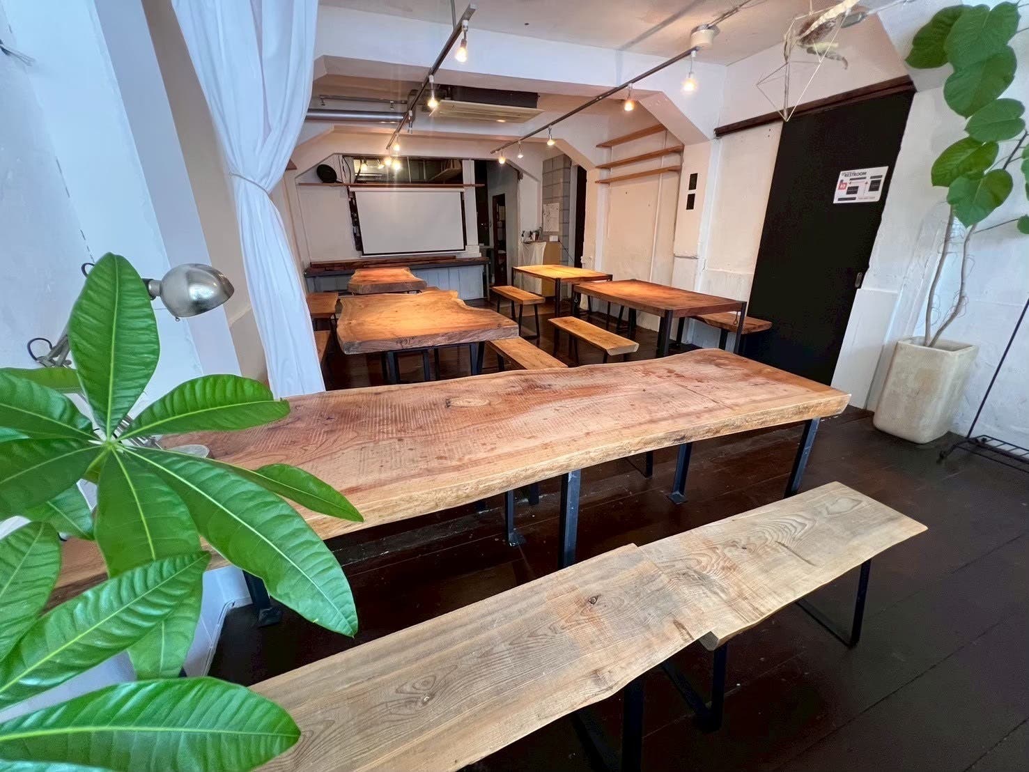 カフェレンタルスペース【飲食利用可】の写真1