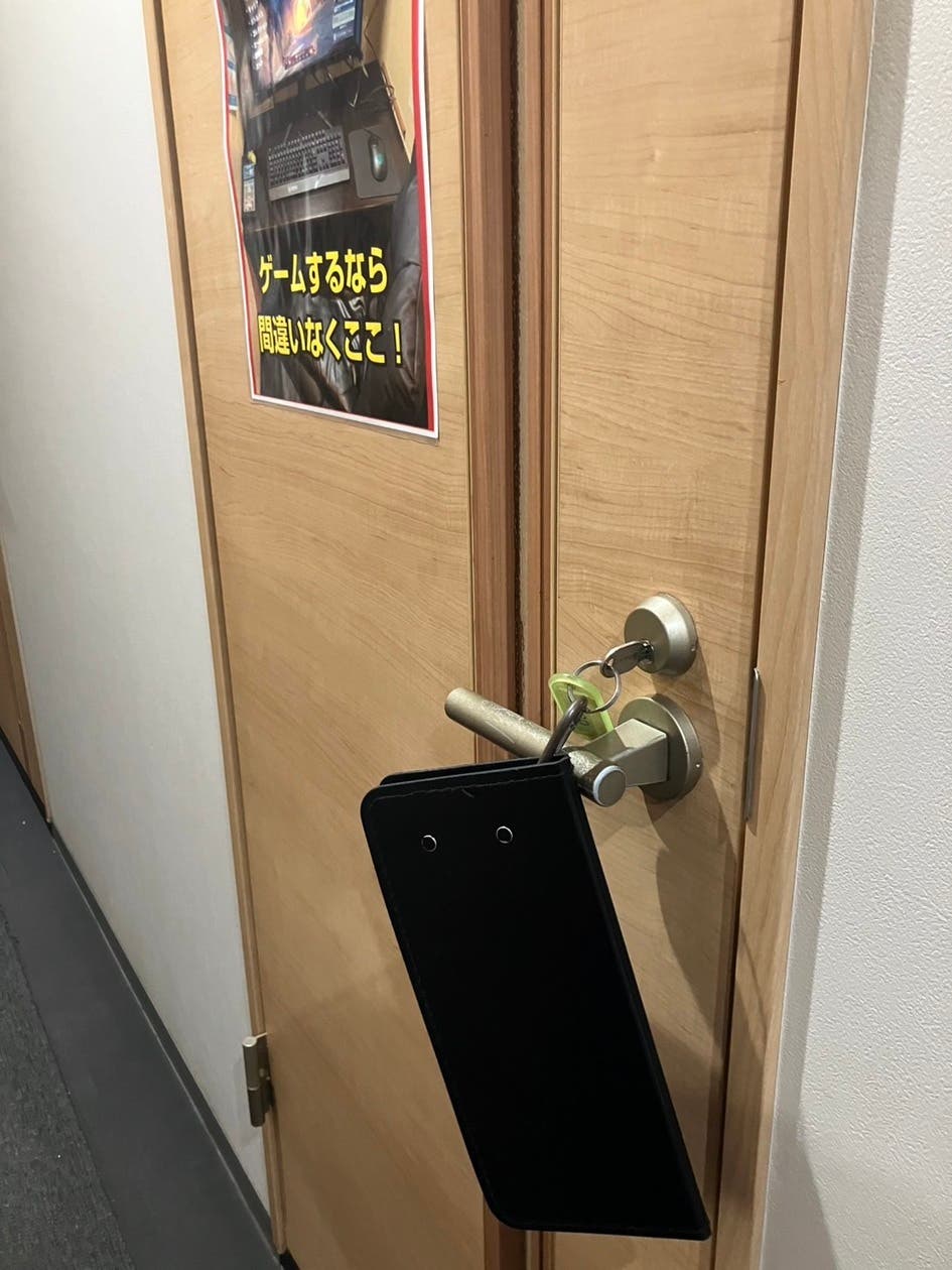 【防音完全個室】【配信・VC可】JR綾瀬駅西口から徒歩10秒、24時間いつでも使える、ネットカフェ併設のesports施設の写真3