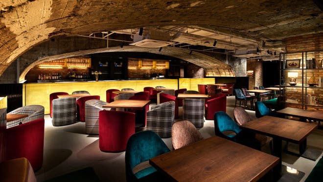 【BEER&GRILL コウベビアハウゼ】2階L&R区画の写真1