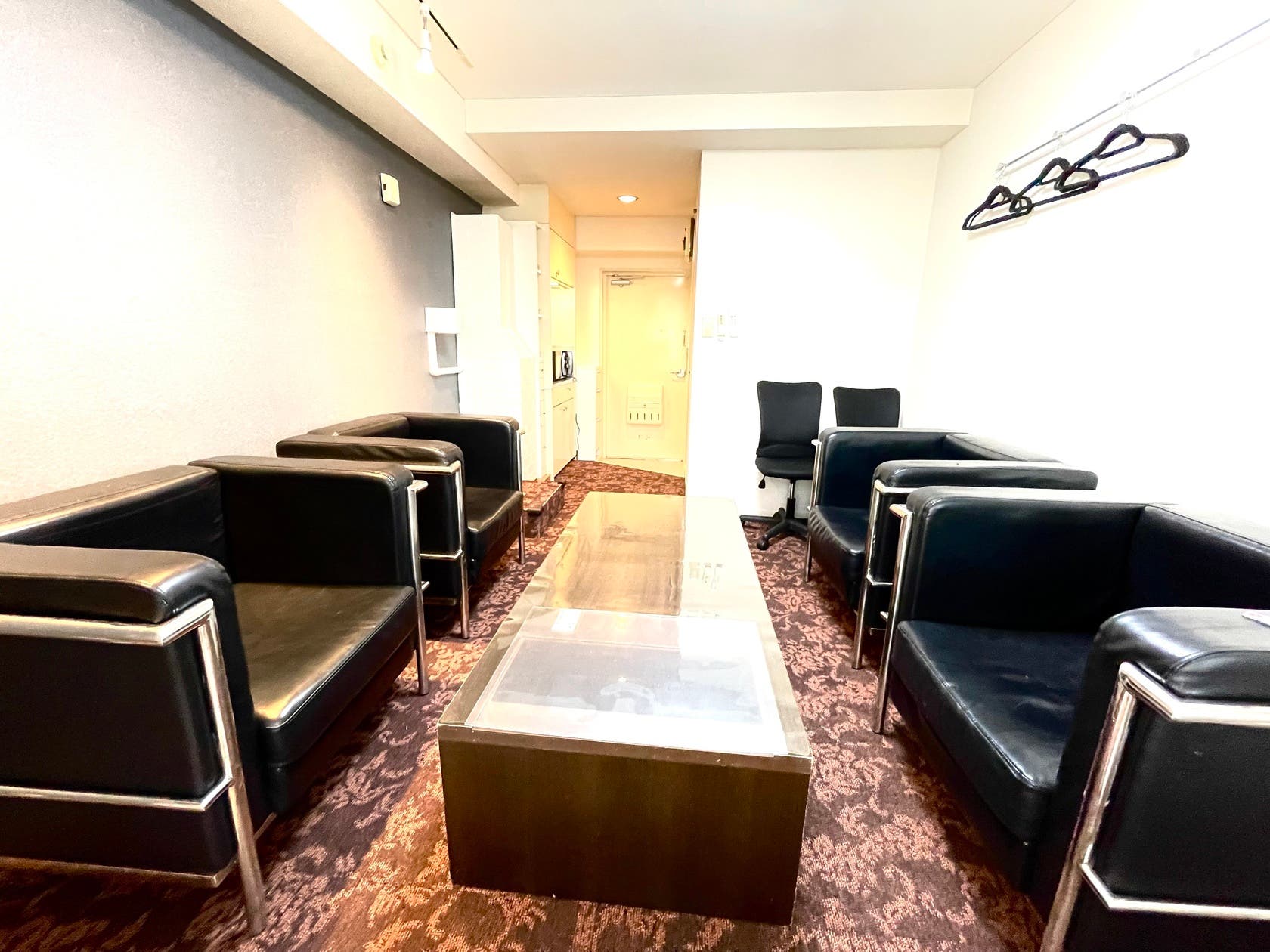 三田線出口50m、東京ドーム隣のゆったりソファ空間。会議・ドームイベント準備・撮影OKなマルチスペースの写真4