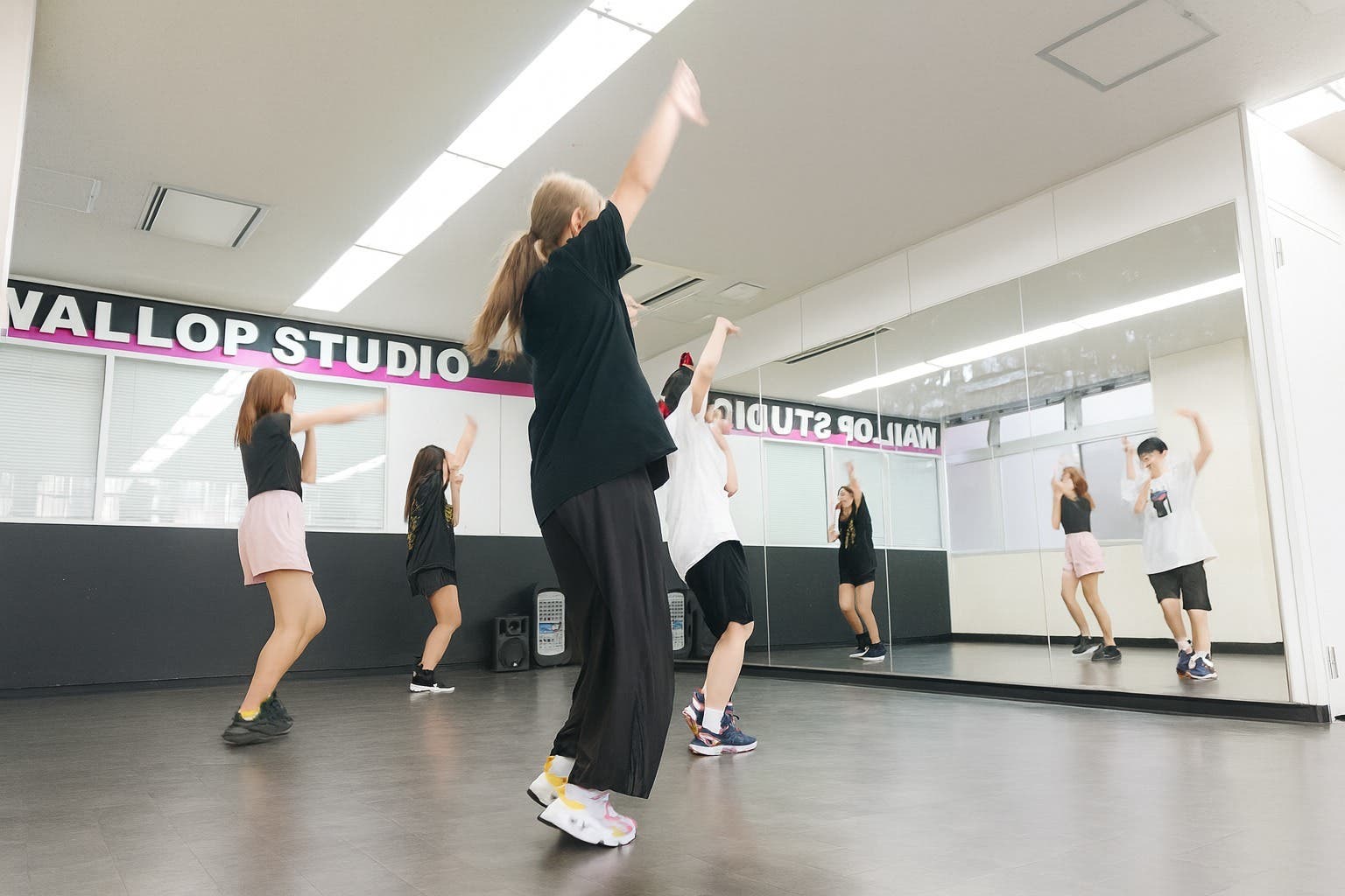 【押上駅から徒歩2分🚶‍♂️】ダンスレッスンスタジオや会議室として使用可能♪Wi-Fi/全身鏡 /音響機材完備♪の写真4