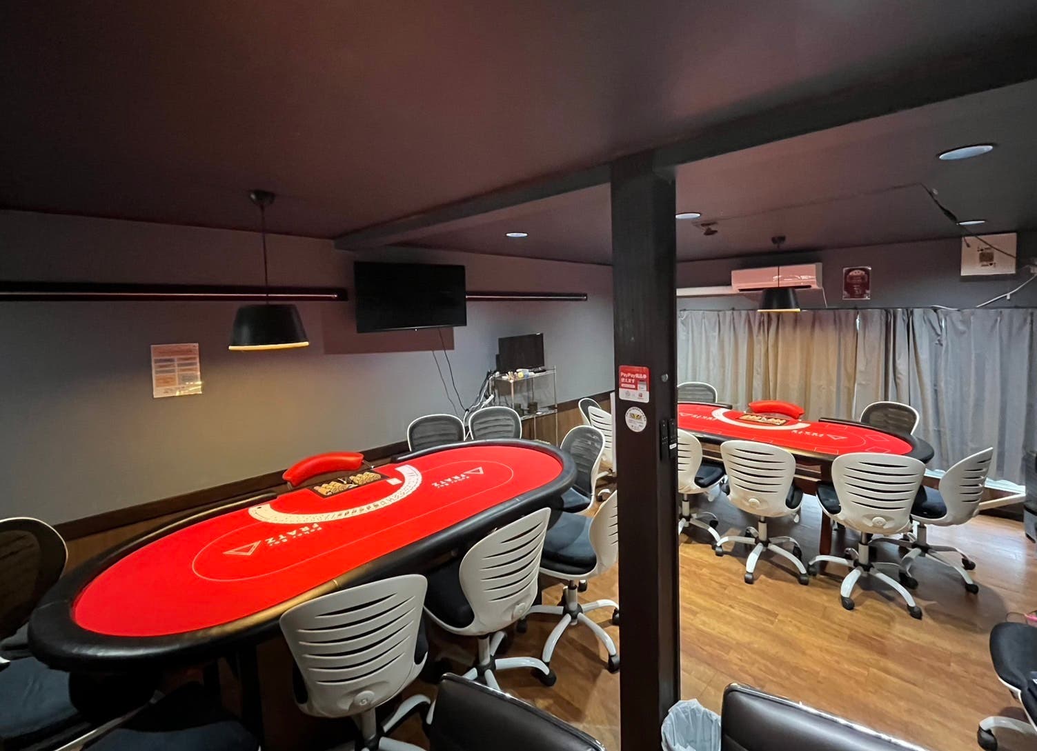 本格ポーカーバーでゲームイベントやパーティ！ボドゲオフ会、撮影、会議利用などに！の写真4