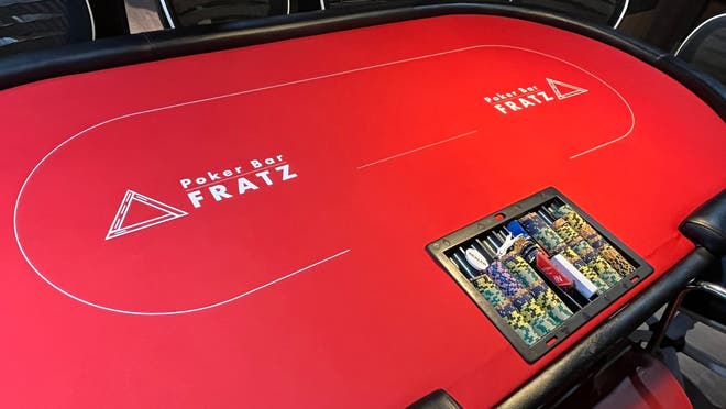 本格ポーカーバーでゲームイベントやパーティ!ボドゲオフ会、撮影、会議利用などに!の写真5