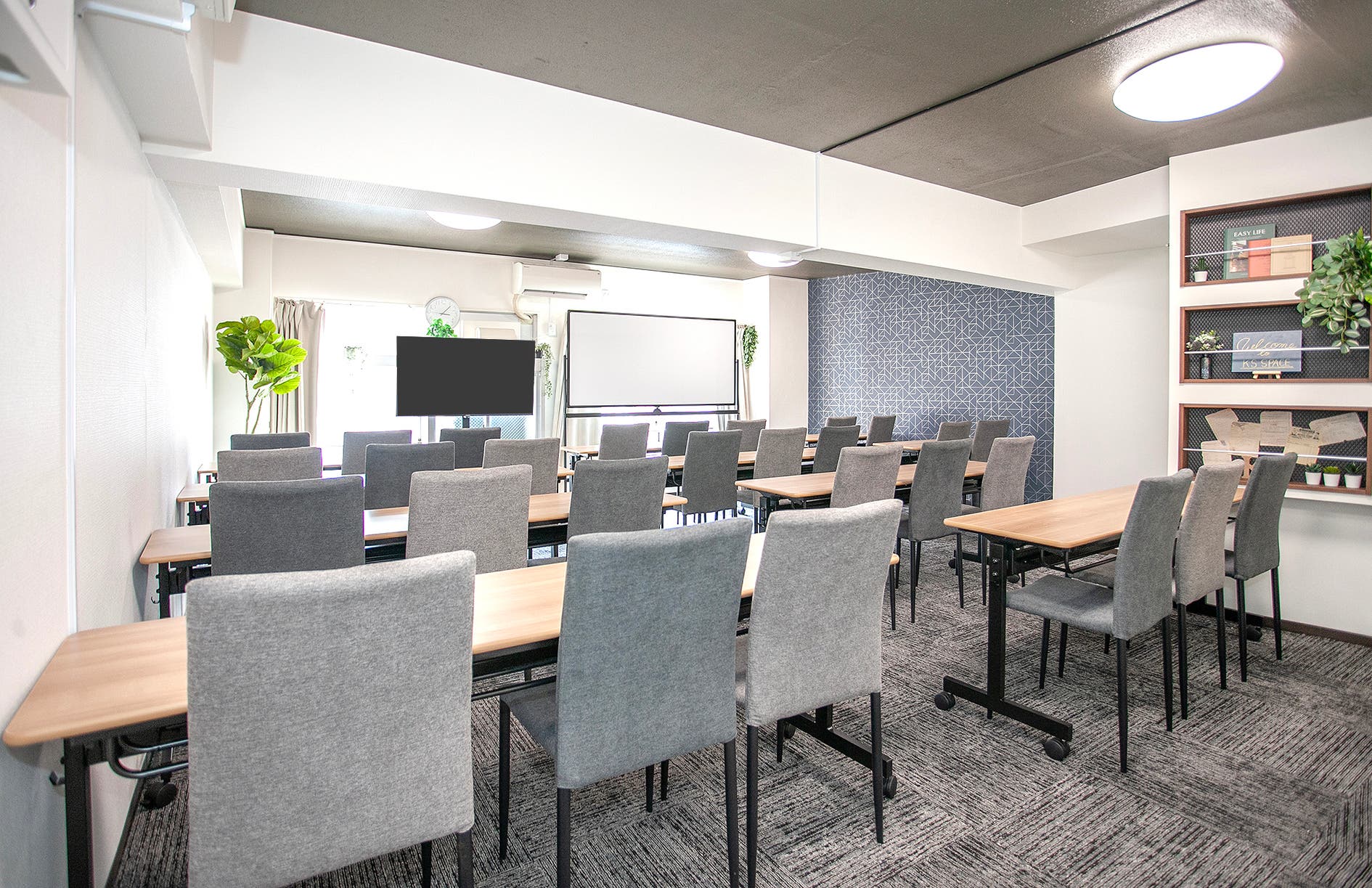 NEW!名古屋駅徒歩4分!/最大30名/土足利用可/会議/セミナー/面接/懇親会/ボードゲーム/飲食お酒可/会議室KS11名古屋の写真1