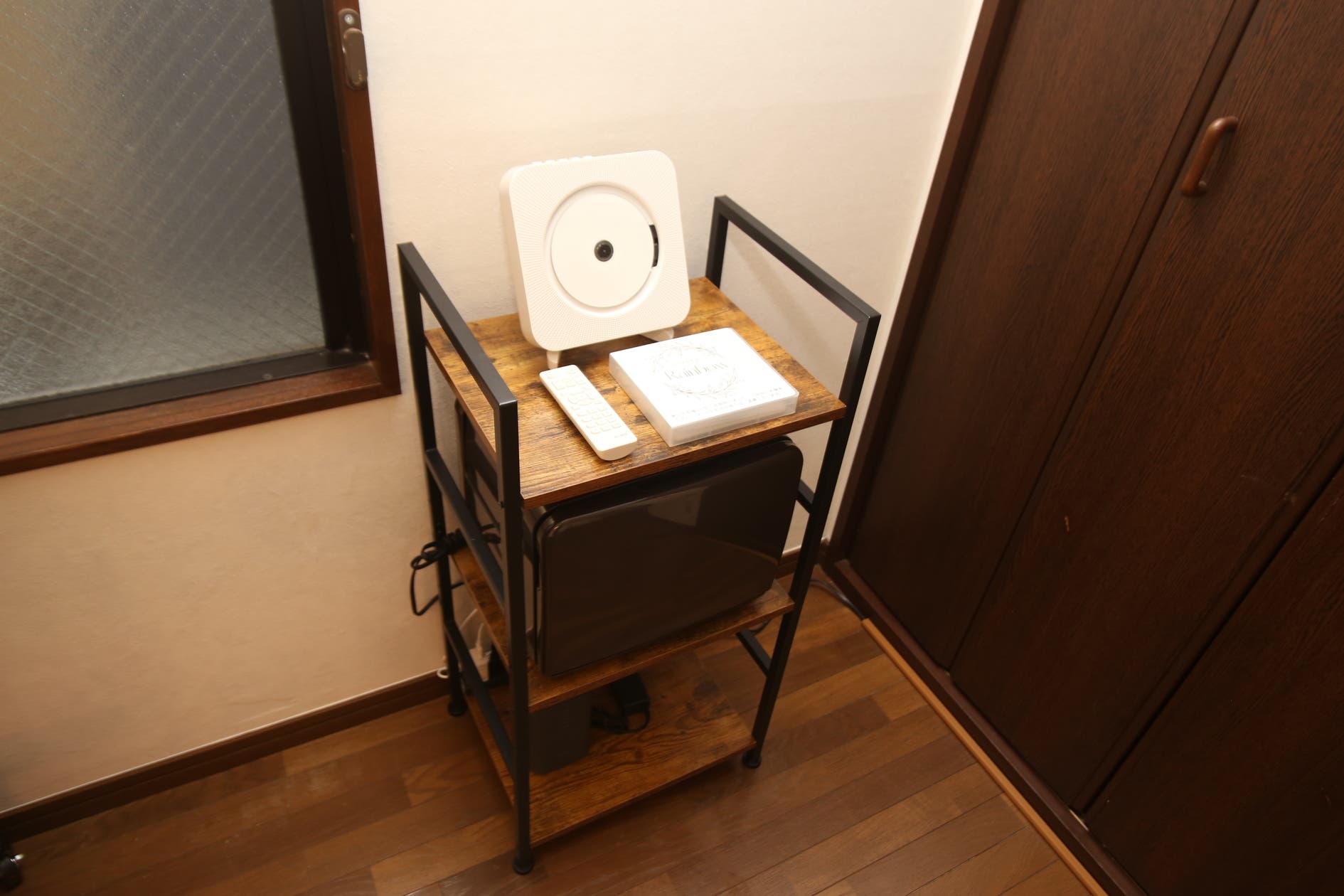 【横浜駅7分】ネイルデスク入荷🌟/ペーパーシーツ無料😊/完全個室/1階/手動昇降ベッド（有孔）/室内トイレ付/Rainbowの写真14