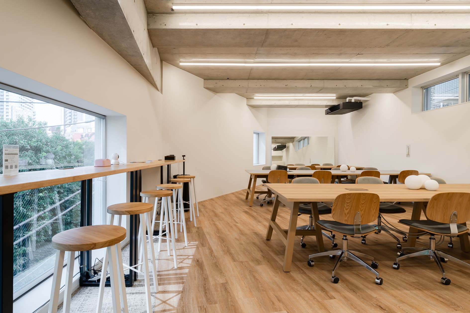 【六本木駅3分】映画・ドラマ撮影可！会議・イベント・撮影を華やかに演出。プロジェクター等設備充実の写真14