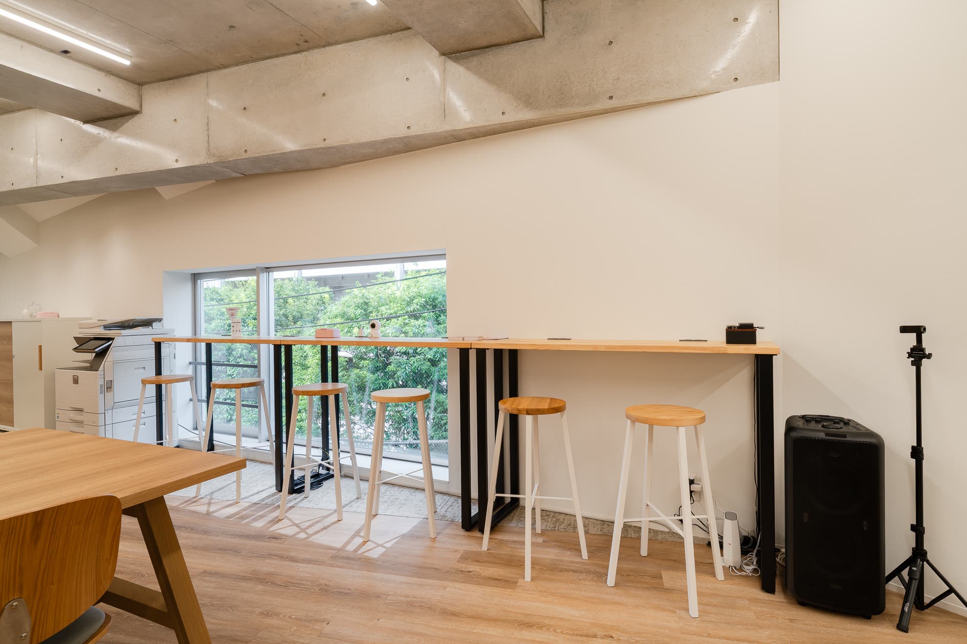 【六本木駅3分】映画・ドラマ撮影可！会議・イベント・撮影を華やかに演出。プロジェクター等設備充実の写真15