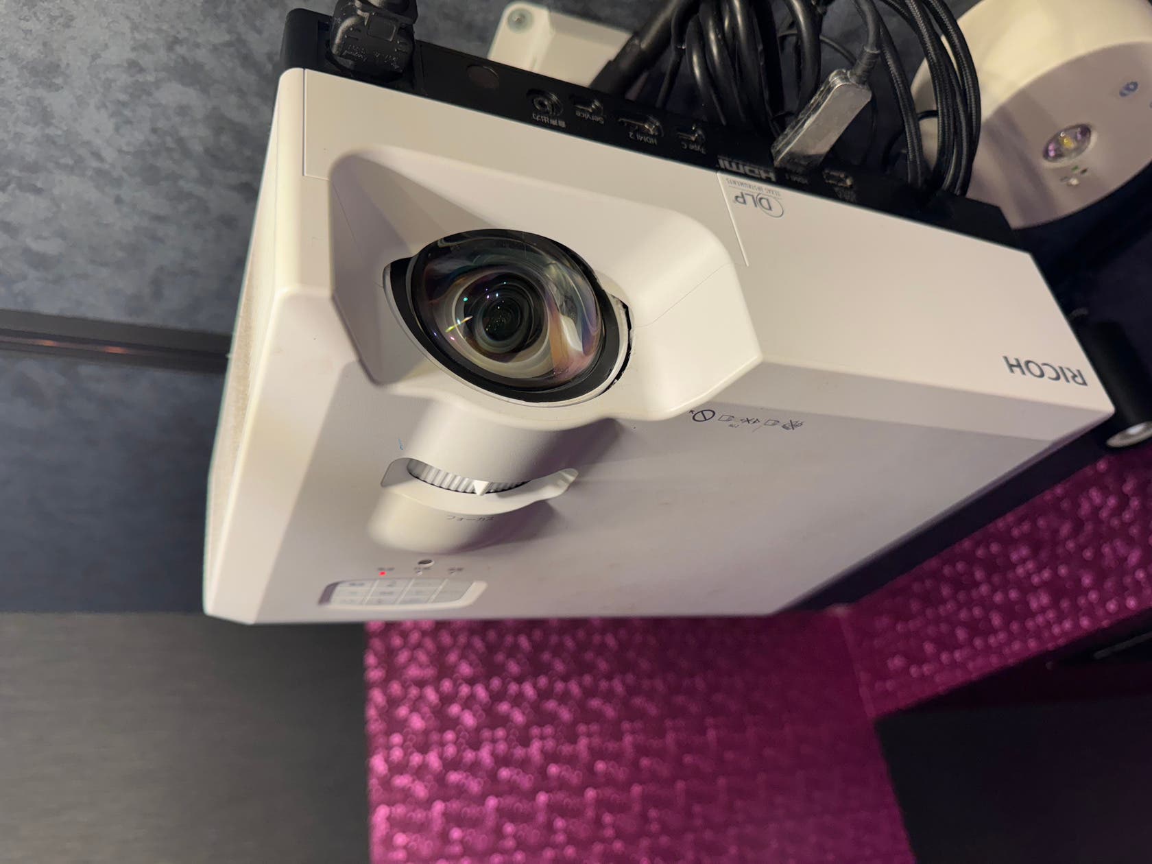 プロジェクター（RICOH）使用オプションの画像1