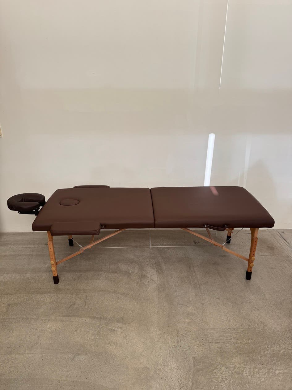 施術用ベッドの画像1