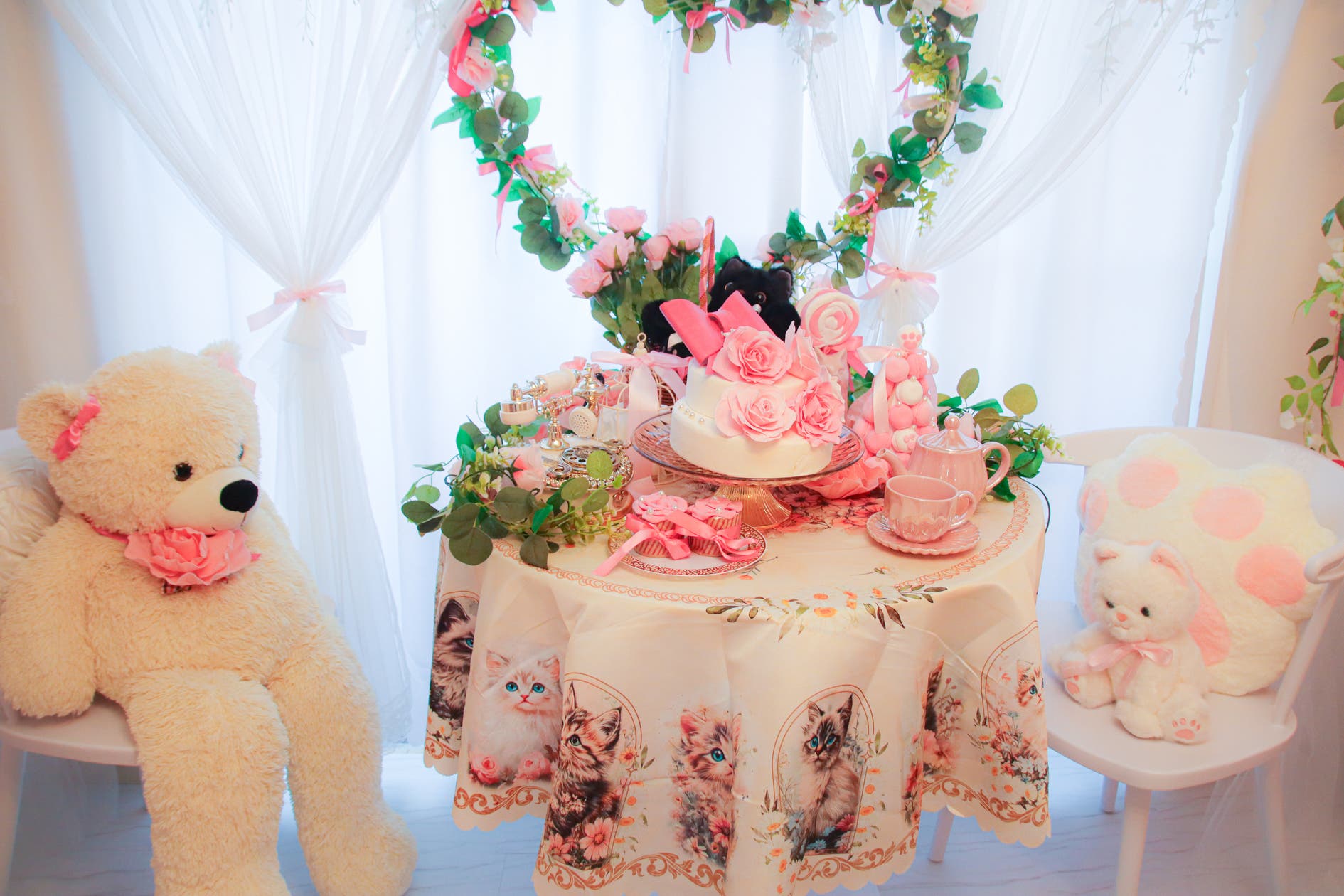 要町駅徒歩4分の可愛いレンタルスペース♡ホワイトクリスマスルーム🎄ポートレート撮影🤍コスプレ🤍推し活🤍女子会の写真10