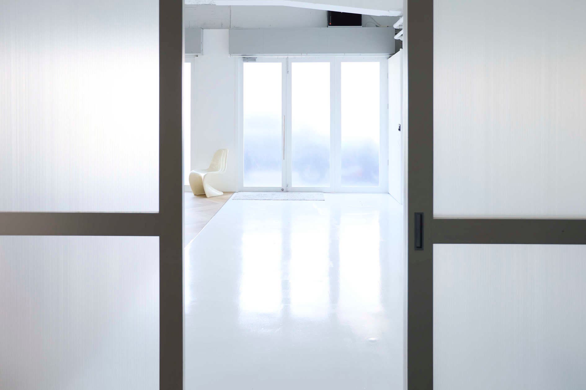 好立地の路面スタジオ。無料駐車スペースもあり、搬入なども簡単！の写真10