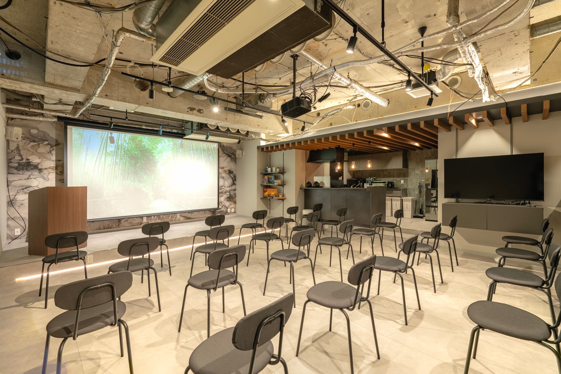 スペモ✨忘年会🍺70人収容🙆‍♂ビジネス💻️プロジェクター🎥歓送迎会🎉パーティー✨727_SpemoLOUNGE新橋の写真11