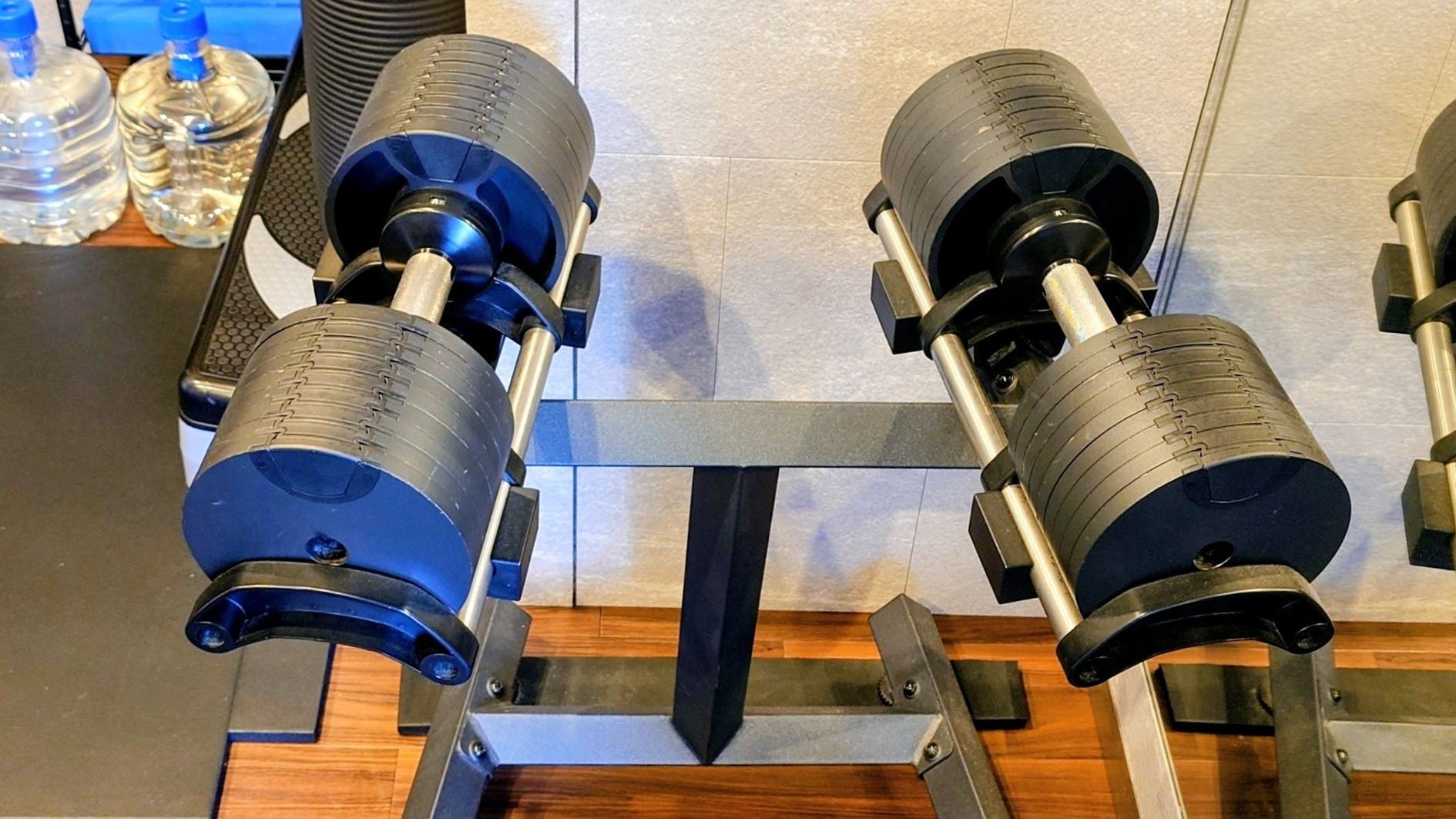 新栄町駅から徒歩4分の個室レンタルジムの写真3