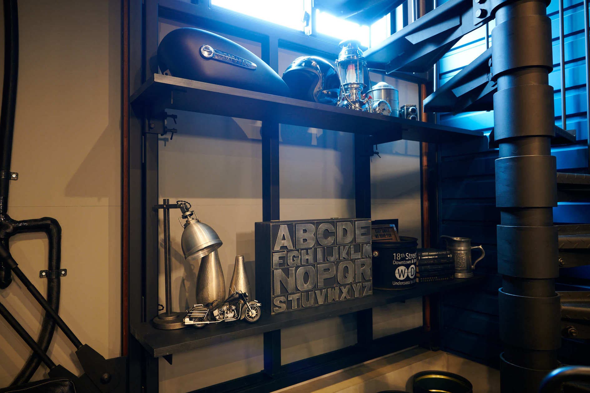 【 OPEN記念特別価格中 】本格ガレージ撮影スタジオ／登戸エリア／ハイエンド家具無料貸出の写真13