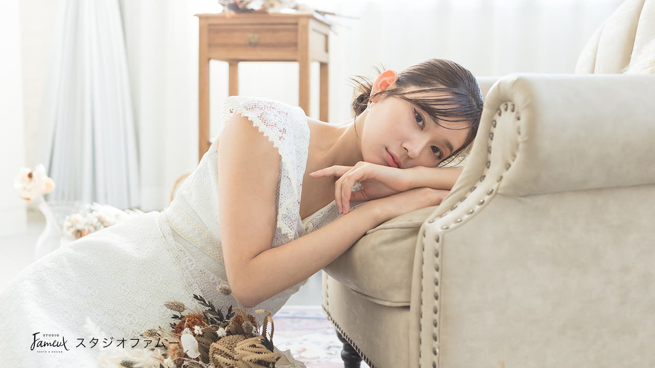 自然光たっぷり！白を基調にした光と花のレンタルフォトスタジオ【北堀江】の写真10