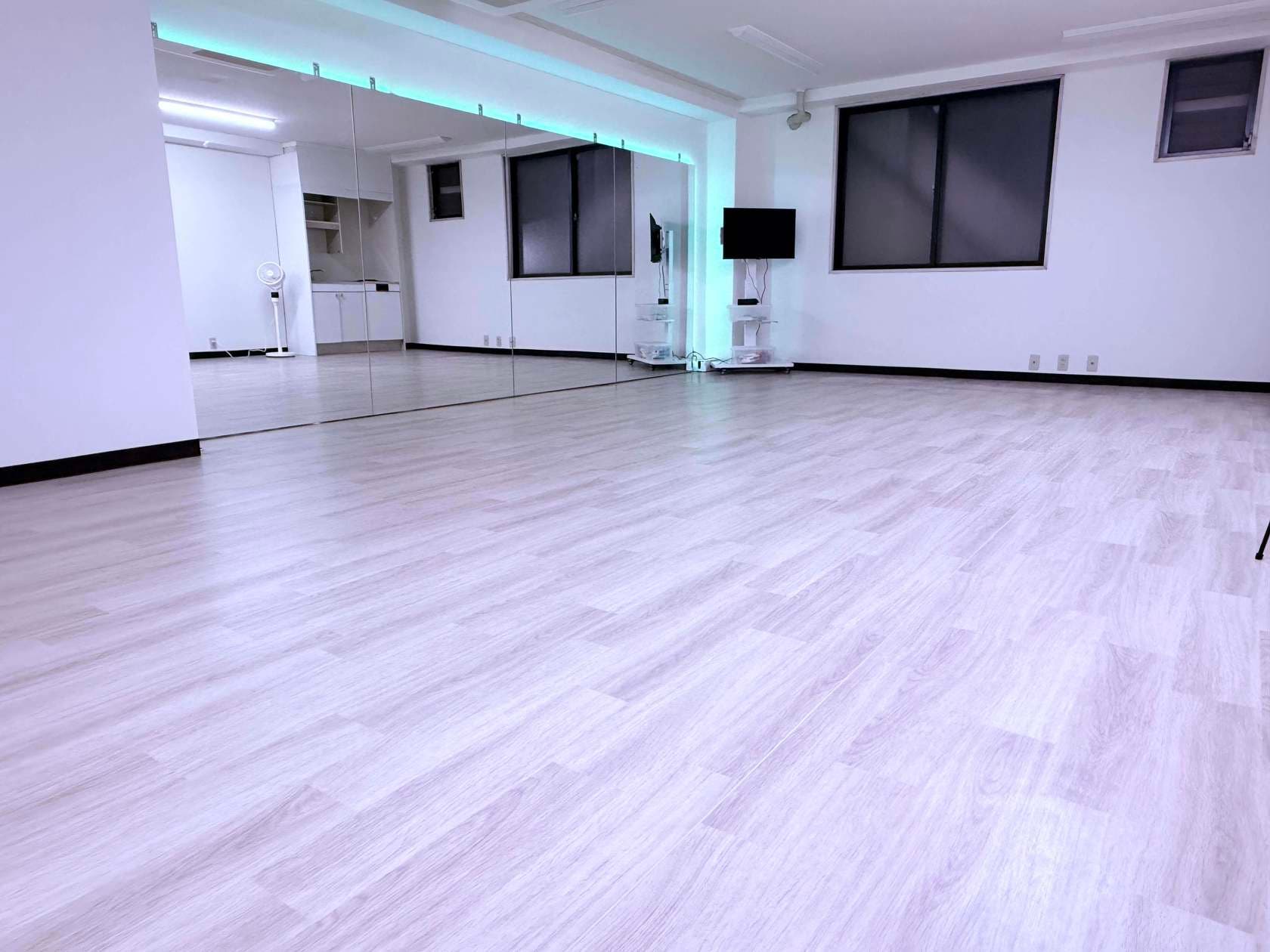 【OPENセール開催！】ダンススタジオ✨池下駅徒歩２分✨ダンス・ヨガ・撮影・ワークショップに！の写真4