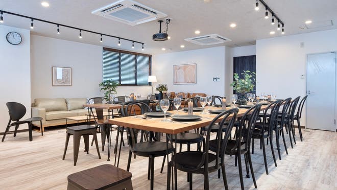 四谷三丁目駅30秒🚃24H/最大35名着席🎉大型スクリーン🎬映画・大人気ゲーム機🎮おしゃれなケータリング♪の写真9