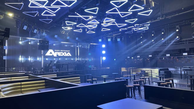 #新宿 #貸切 #大型 #レンタルスペース #LED #500名 #100人以上の写真4