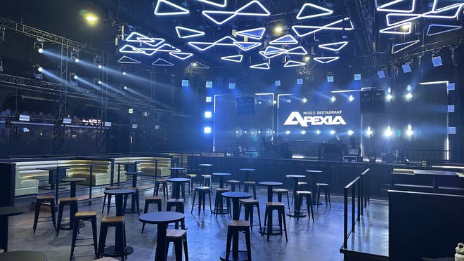 #新宿 #貸切 #大型 #レンタルスペース #LED #500名 #100人以上の写真5