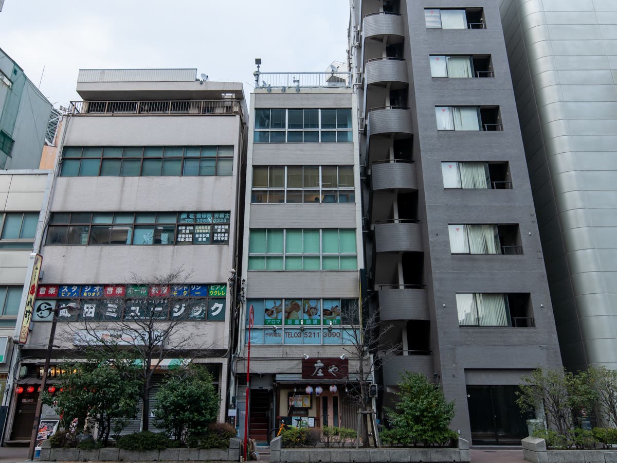 飯田橋駅A2出口→徒歩30秒｜最大8名｜会議、商談、セミナー、勉強会、ボードゲーム、レッスン、女子会の利用に最適！の写真17