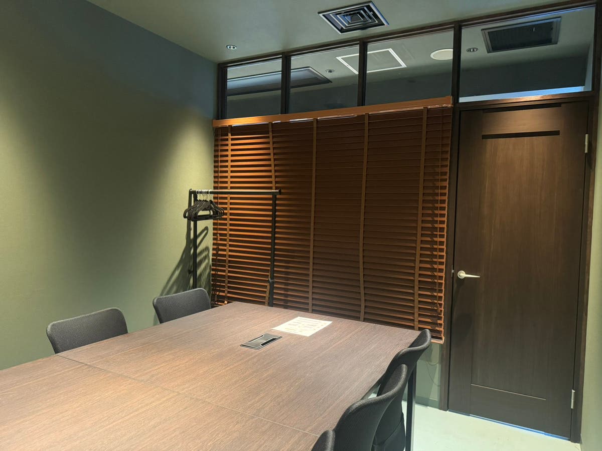 【8名会議室RoomA】八王子駅徒歩3分！/モニター/Wi-Fi/充電器/テレワークやWeb会議に最適の写真5