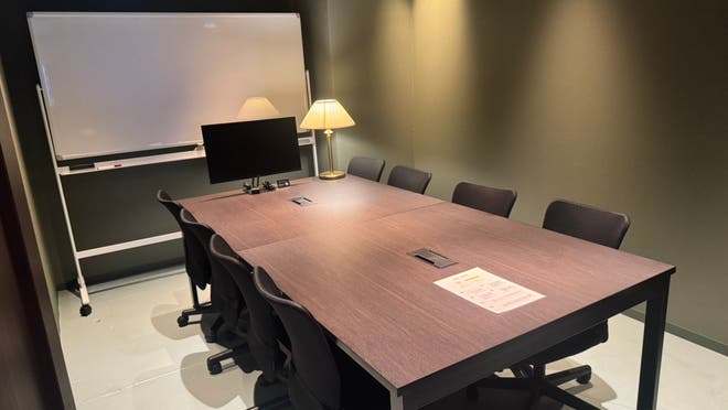 【8名会議室RoomA】八王子駅徒歩3分!/モニター/Wi-Fi/充電器/テレワークやWeb会議に最適の写真4