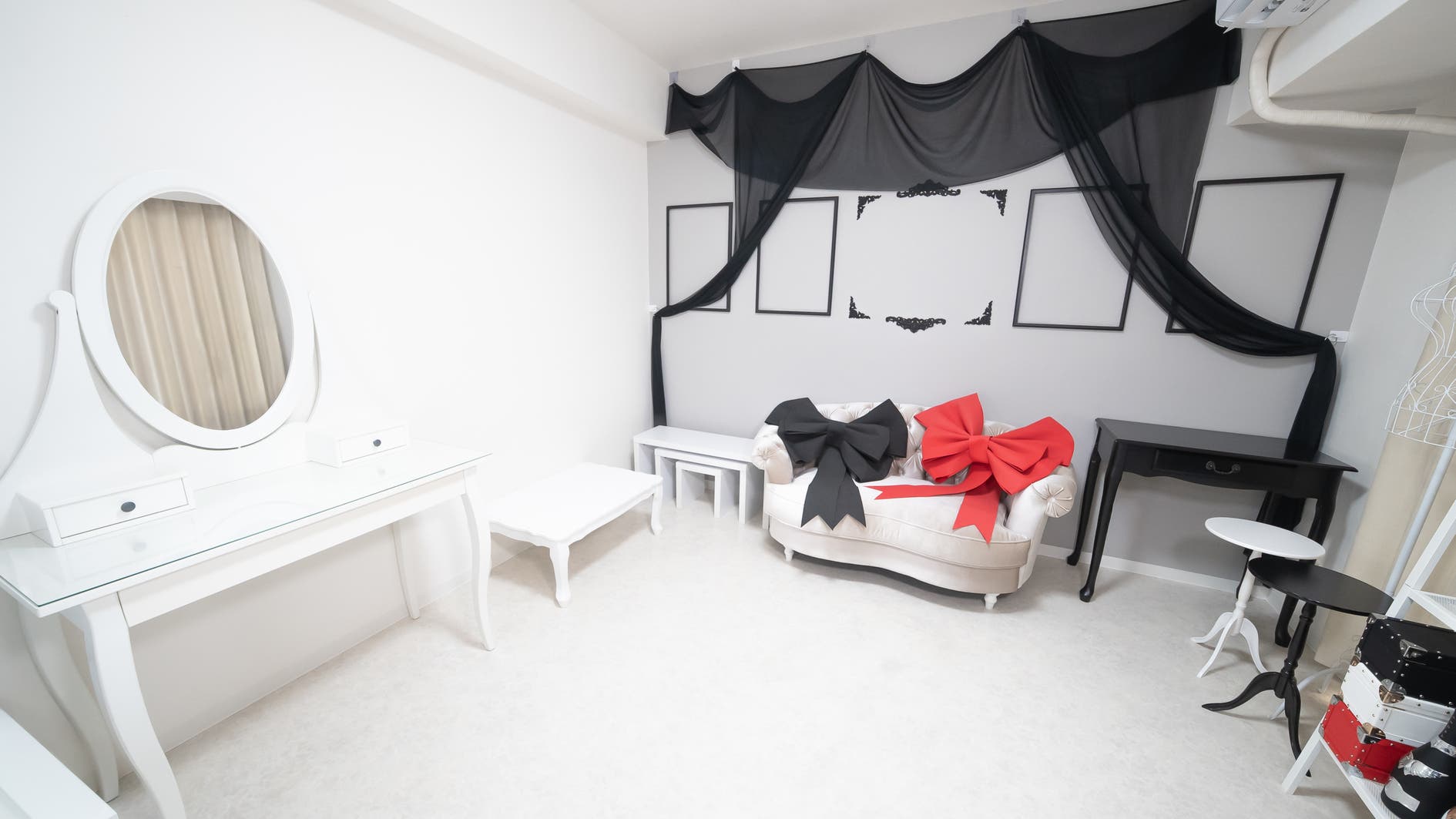 新規OPEN❤︎Black&White🖤🤍維持管理費無料❣️伏見駅6分⭐️姫系スタジオ!生誕祭!推活!ポトレ!コスプレ!の写真7