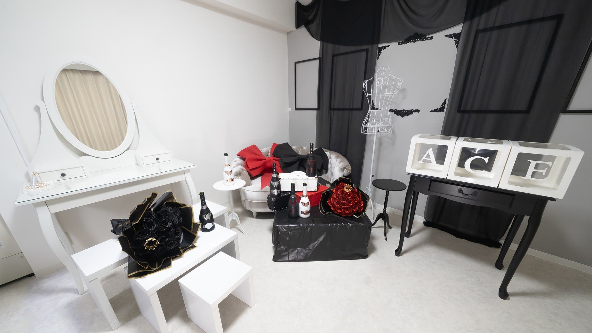 新規OPEN❤︎Black&White🖤🤍維持管理費無料❣️伏見駅6分⭐️姫系スタジオ!生誕祭!推活!ポトレ!コスプレ!の写真3