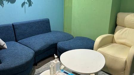 【ルーム1】🚉西葛西駅徒歩3分📶Wi-Fi🗣️会議📝勉強/個室/テレワークの写真1