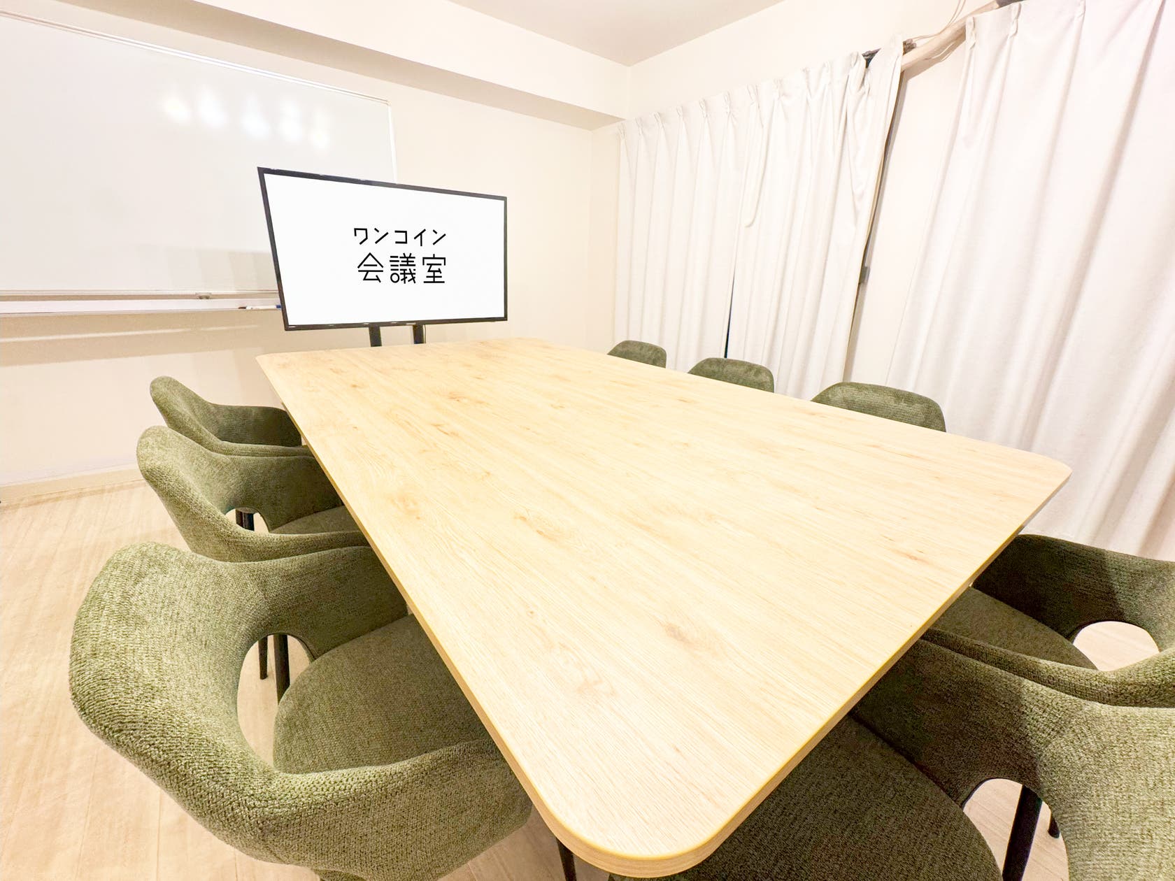 JR秋葉原駅・神田駅5分｜岩本町駅1分｜最大8名｜会議、商談、セミナー、勉強会、ボードゲーム、レッスン、女子会の利用に最適！の写真6