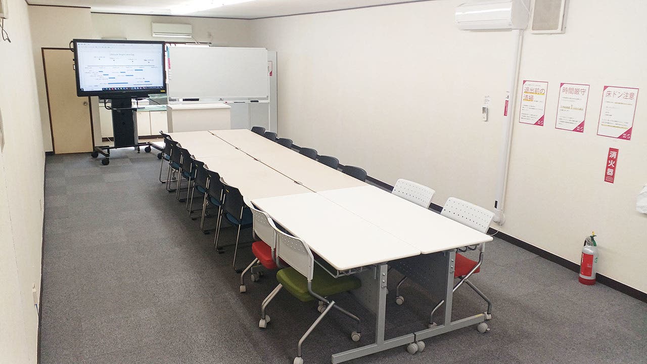 【多摩最大級の貸会議室】30名着席/駅徒歩1分/60inchモニター/高速光Wi-Fi/備品無料/会議 セミナー 面接 教室開催の写真11