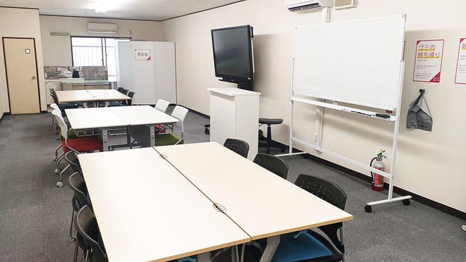 【多摩最大級の貸会議室】30名着席/駅徒歩1分/60inchモニター/高速光Wi-Fi/備品無料/会議 セミナー 面接 教室開催の写真12
