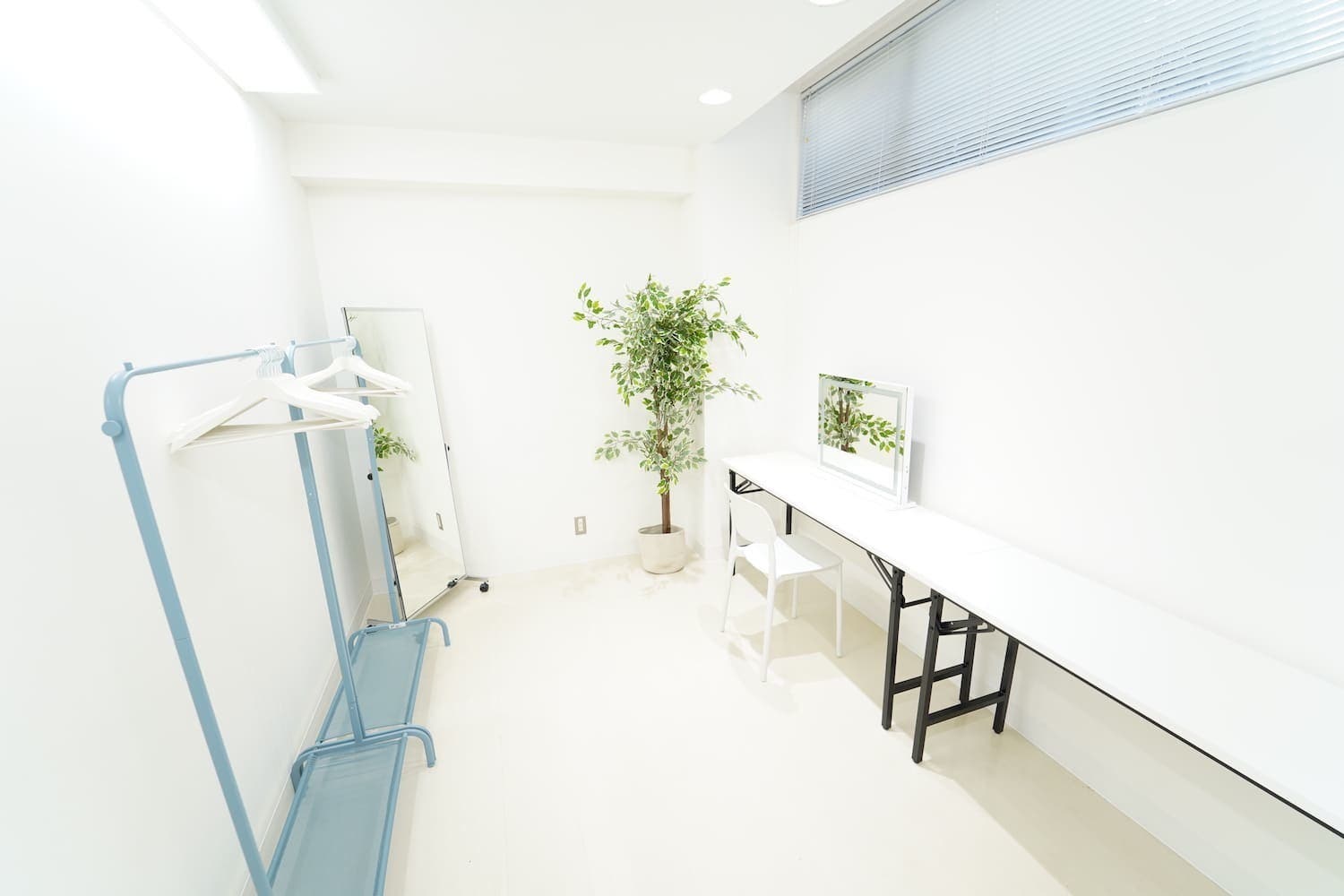 【原宿駅より徒歩7分・北参道駅から徒歩6分/ 北参道店 ROADSIDE】ポップアップショップやイベントにおすすめの路面スペースの写真9