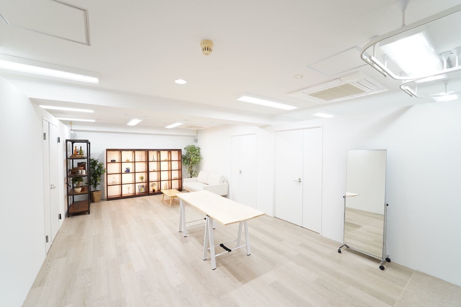 【原宿駅より徒歩7分・北参道駅から徒歩6分/ 北参道店 ROADSIDE】ポップアップショップやイベントにおすすめの路面スペースの写真8